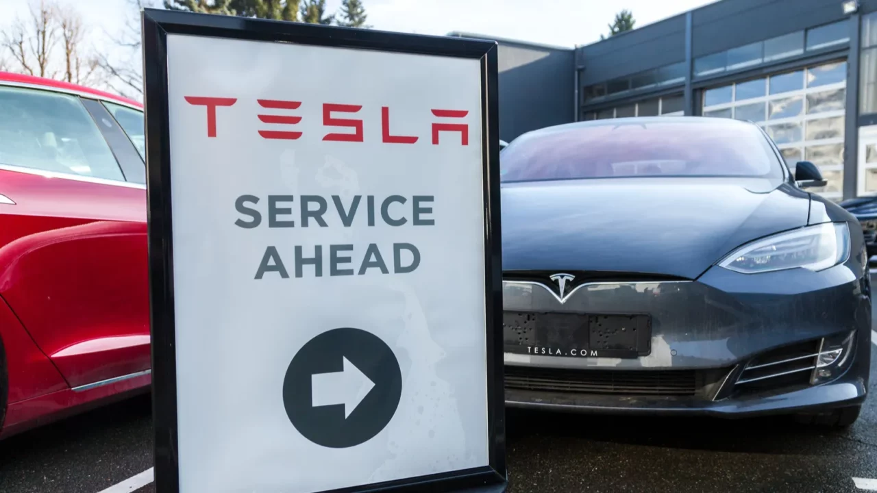 Most common Tesla problems reported by long-term owners – EV Smarts