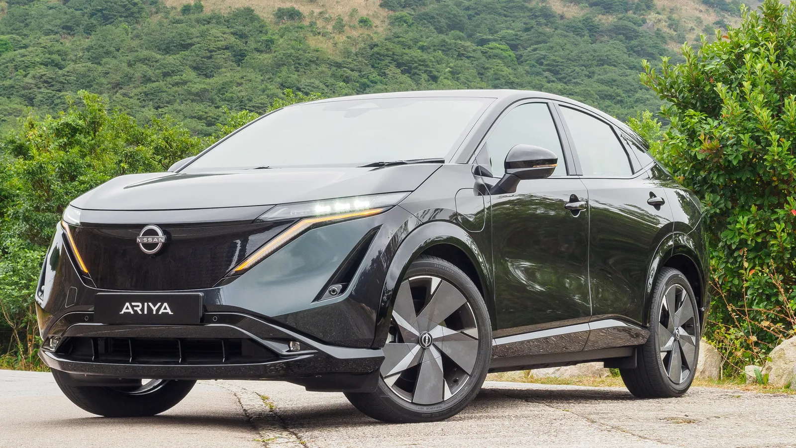 Nissan drops Ariya imports for 2026 model year – EV Smarts