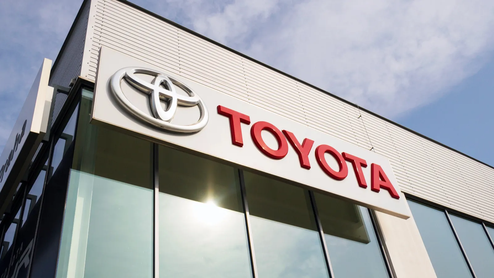 BYD says it can catch Toyota, but Toyota sold more than twice as many ...
